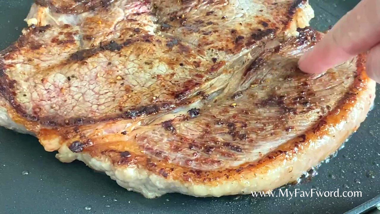 How to cook steak in a pan without butter or oil - My Favorite F Word